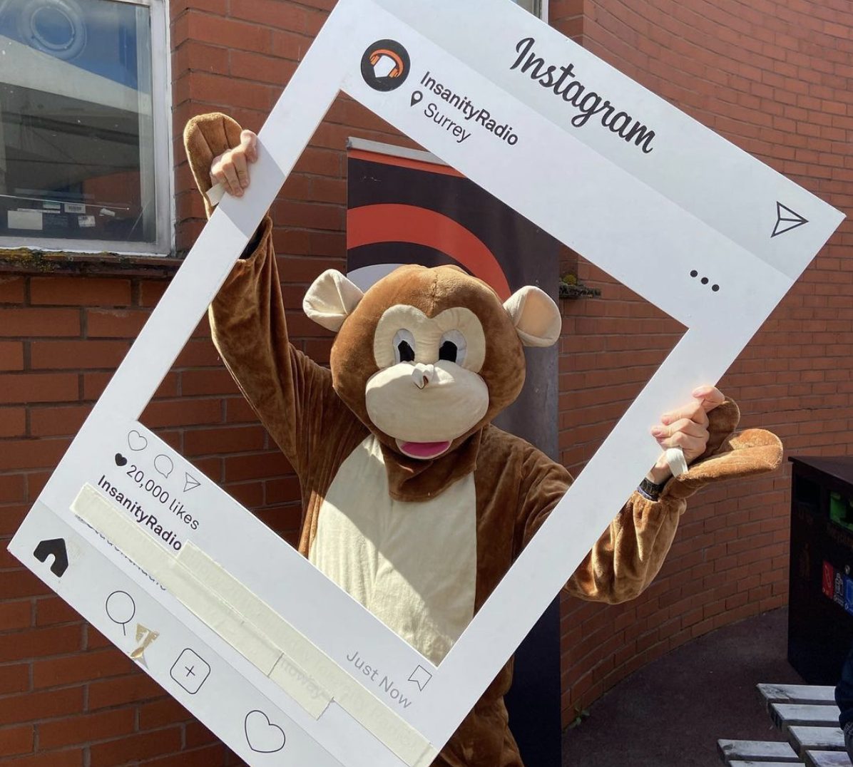 Insanity Radio 103.2FM – Music Is the Cure